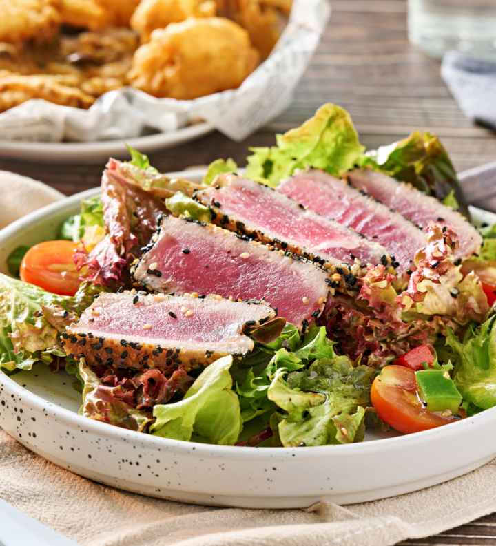 Steak ton cu salata de sezon 250g - Ciak